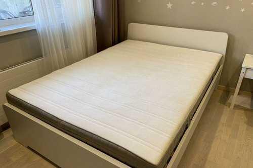 Кровать IKEA malm