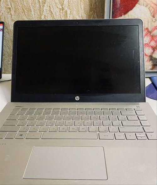 Ноутбук HP Pavillion Laptop