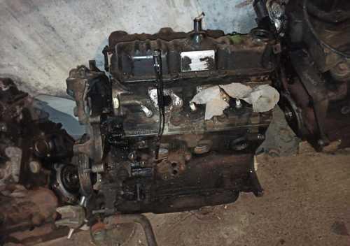 Двигатель Додж караван Dodge Caravan 3.3L V6 EGA
