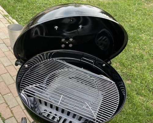 Гриль угольный Weber Master Touch E-5750, черный