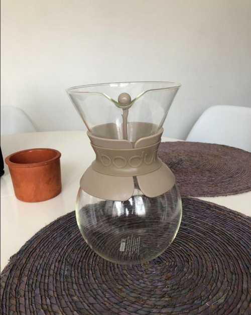 Кофейник с фильтром Bodum Pour Over, 1 литр