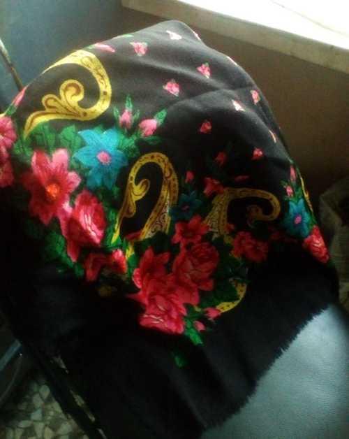 Павловский платок