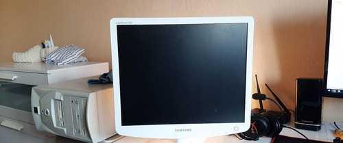 Монитор Samsung 932b 19дюймов