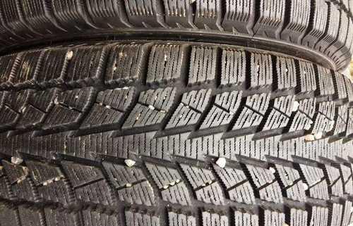 Bridgestone Blizzak Nordic 215-60-R16 1 шт