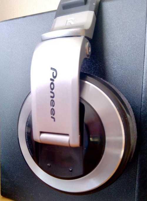 Pioneer HDJ 2000