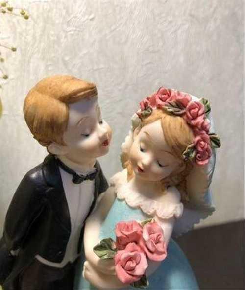 Новая статуэтка свадьба молодожены влюбленные