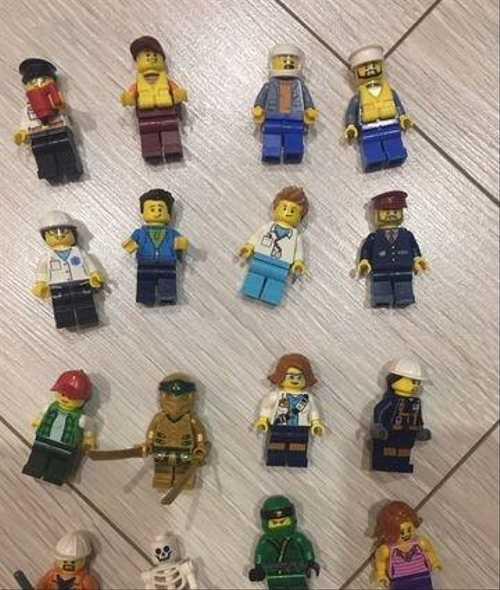 Lego mini figures