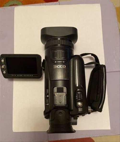 Видеокамера JVC Everio GZ-HD7