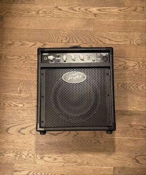 Басовый комбоусилитель Peavey MAX 158