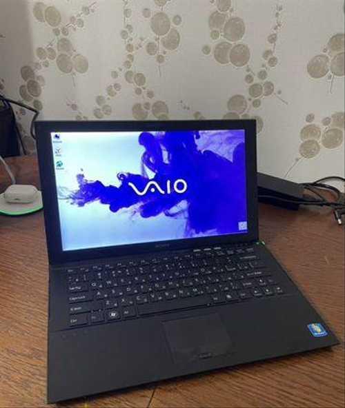 Ультрабук Sony Vaio vpcz21 Core i5/4/128SSD/13.3