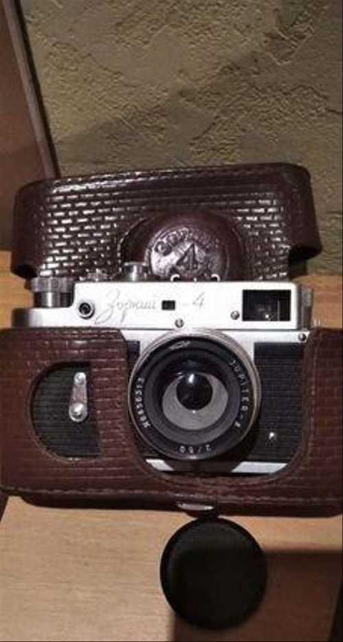 Пленочный фотоаппарат Зоркий 4