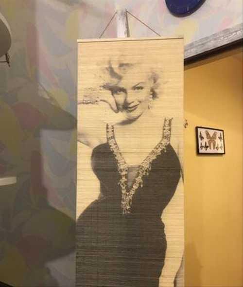 Портрет Мэрилин Монро на соломенном полотне