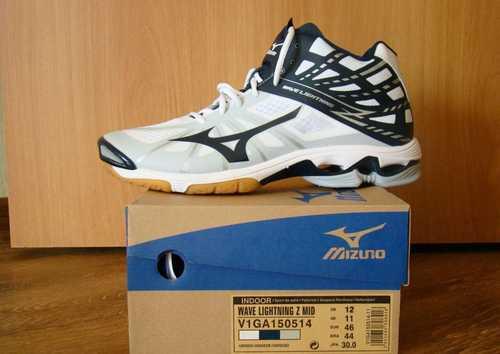 Продаю новые кроссовки Mizuno wave lightning Z MID