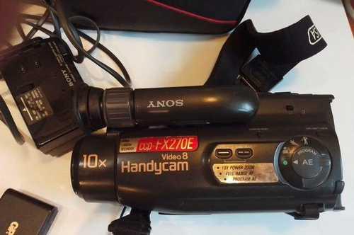 Видеокамера 8 Sony CCD - FX270E