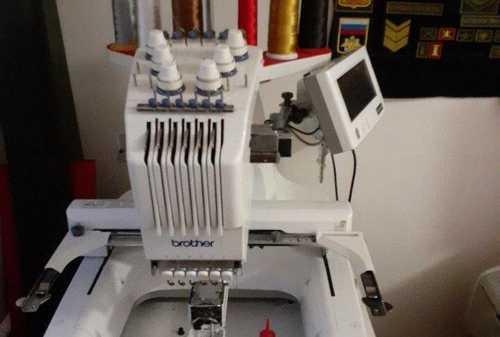 Вышивальная и швейная машинка