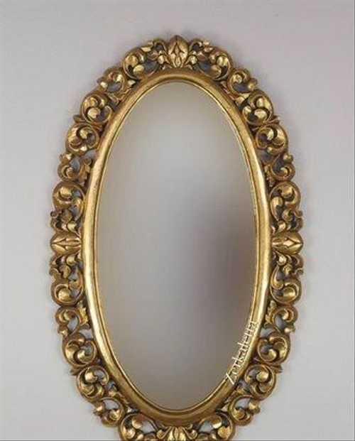 Зеркало в овальной золотой раме барокко
