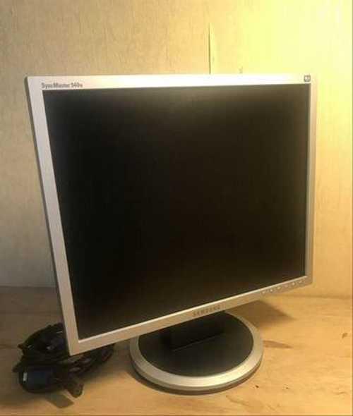 Монитор Samsung 19"