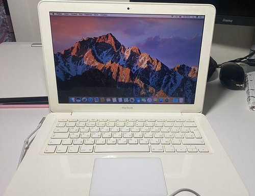 Apple MacBook late 2009