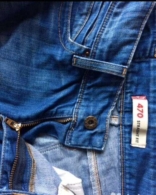 Джинсы Levi's женские
