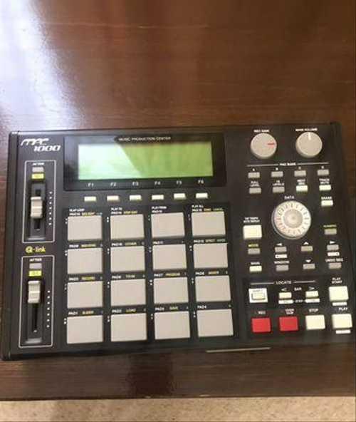 Akai mpc 1000