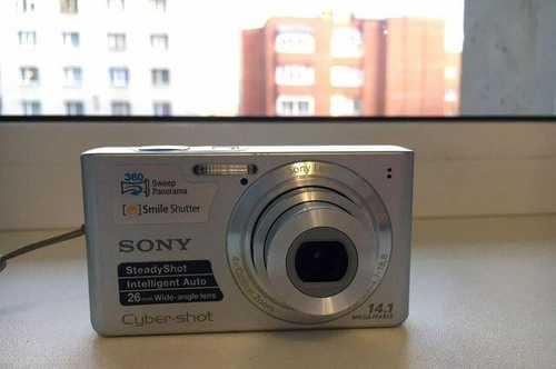 Цифрой фотоаппарат Sony Lens