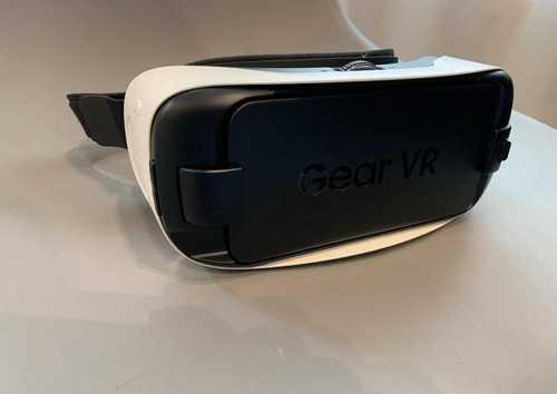 Виртуальный шлем Samsung Gear VR SM-R321