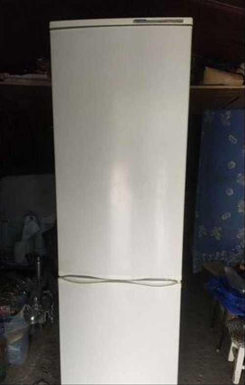 Холодильник Аtlant двухкамерный бу