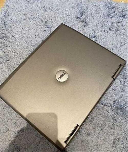 Ноутбук Dell latitude D505