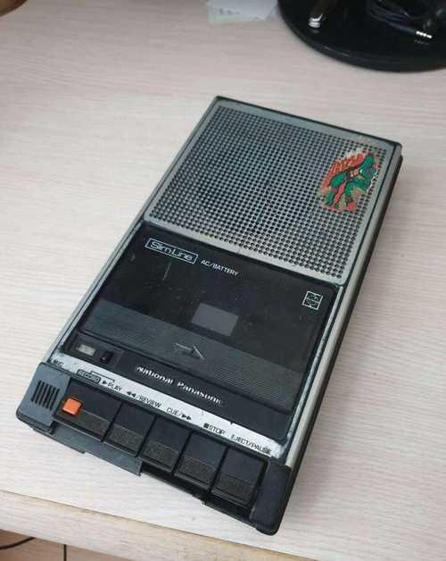 Магнитофон кассетный Panasonic