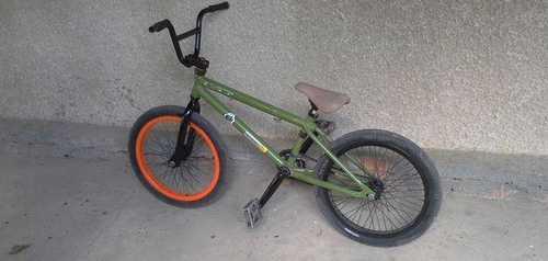 Продаю BMX GT