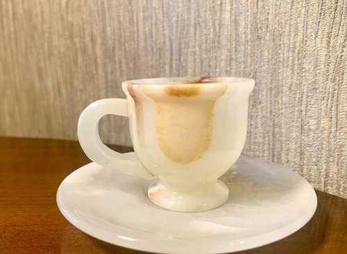 Кофейная чашка из оникса