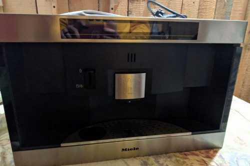 Кофемашина встраиваемая Miele CVA 3660