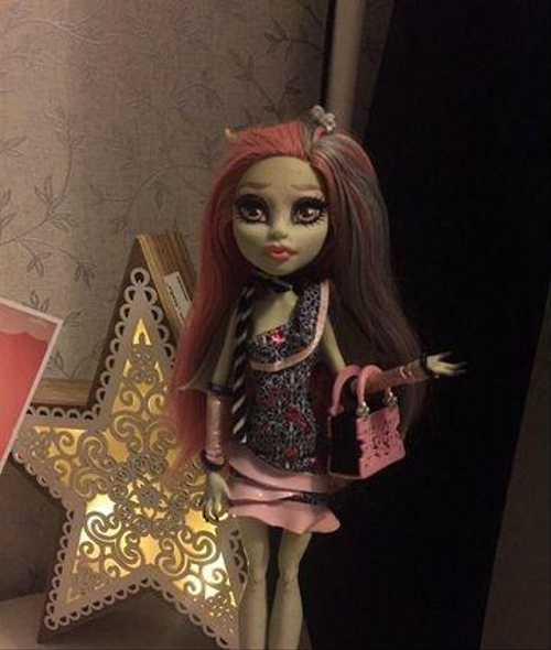 Кукла Monster High Рошель Гойл из коллекции “Ночь