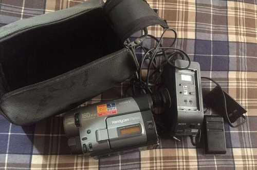 Видеокамера Sony. Ретро 1997 года