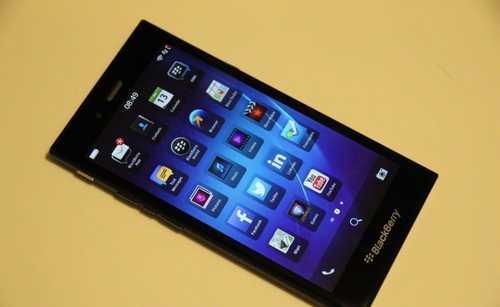 Бизнес смартфон Blackberry z3