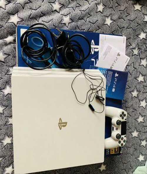 PlayStation 4 Pro 1TB White