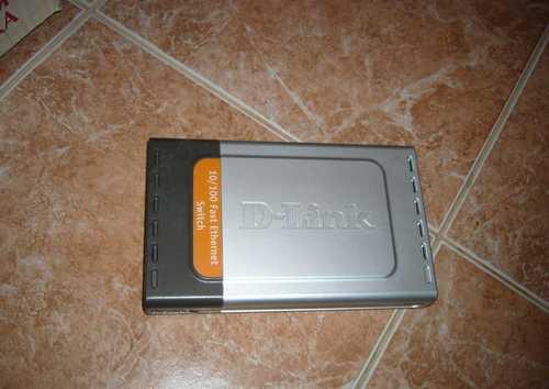 Свитч D-Link DES 1008D, 8-ми портовый