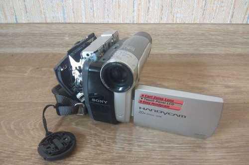 Видеокамера Sony Handycam DCR-HC23