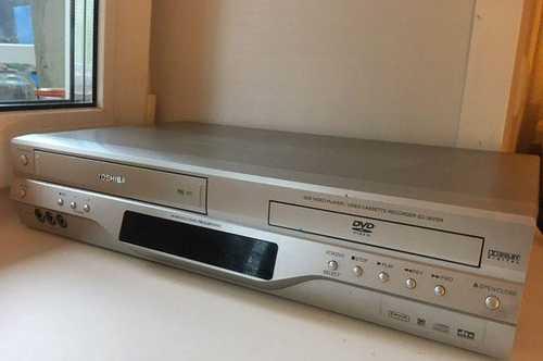 Видеомагнитофон Toshiba VHS, DVD