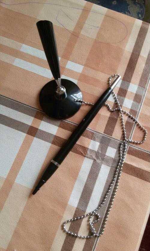 Ручка на цепочке