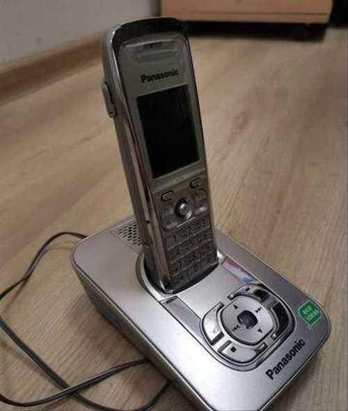 Телефон Panasonic kx-tg8421, две трубки