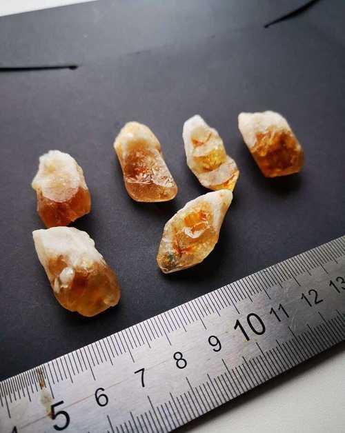 Натуральный камень цитрин