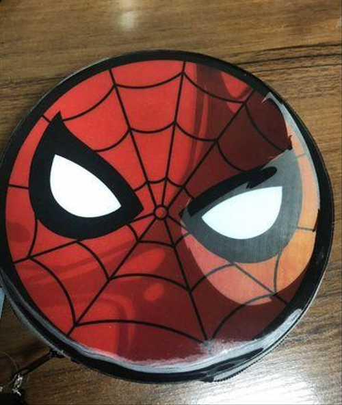 Оригинальный пенал с сайта disney spiderman