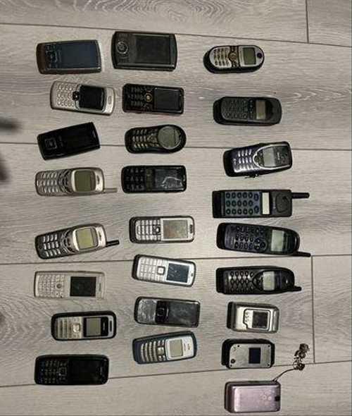Телефоны мобильные ретро