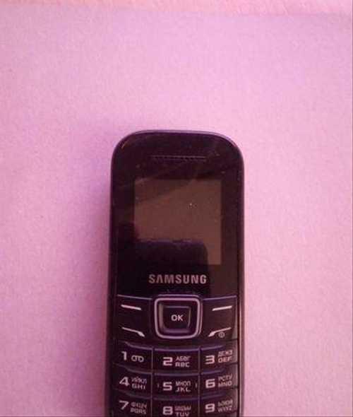 Телефон Samsung Keystone 2 GT-E1200 black