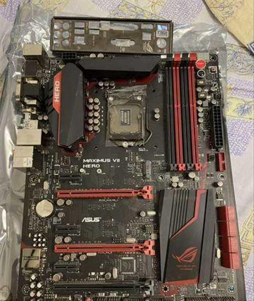 Материнская плата Asus Maximus VII Hero