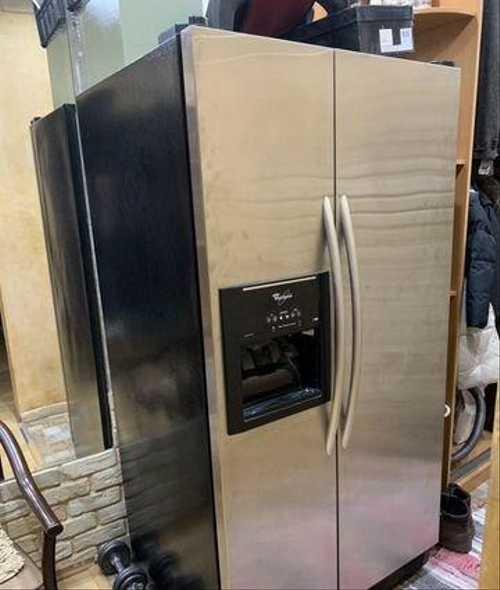 Продам холодильник Whirpool(made in USA).Двухкамер