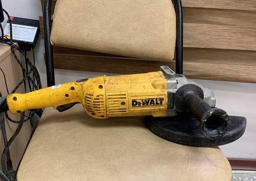 Болгарка DeWalt D 28490