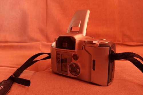 Плёночный фотоаппарат Olympus IS-500