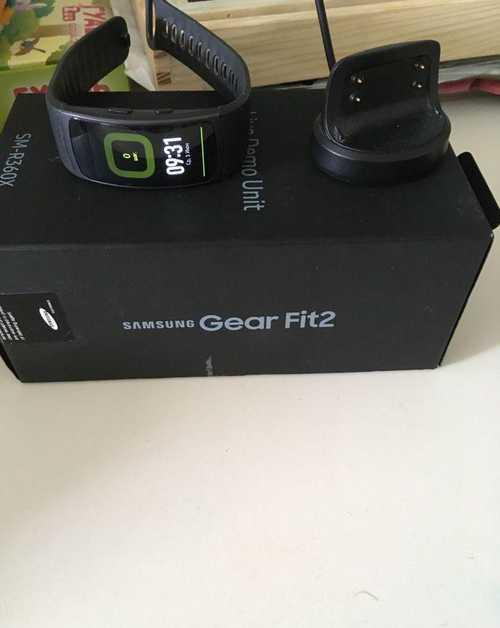 SAMSUNG gear fit 2